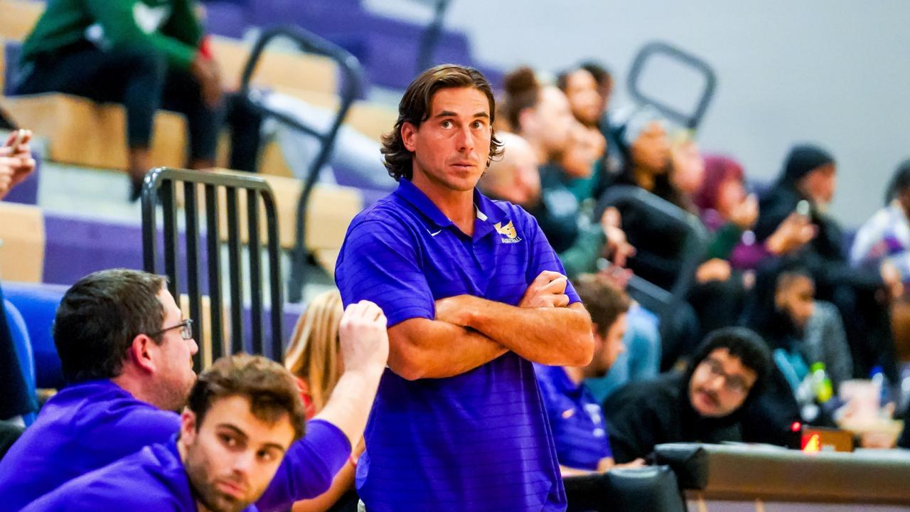 L.J. Hepp steps down as Holly Springs' boys basketball coach