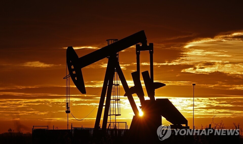 국제유가, '이스라엘 돌발 변수'로 강세 유지... WTI 0.6%↑