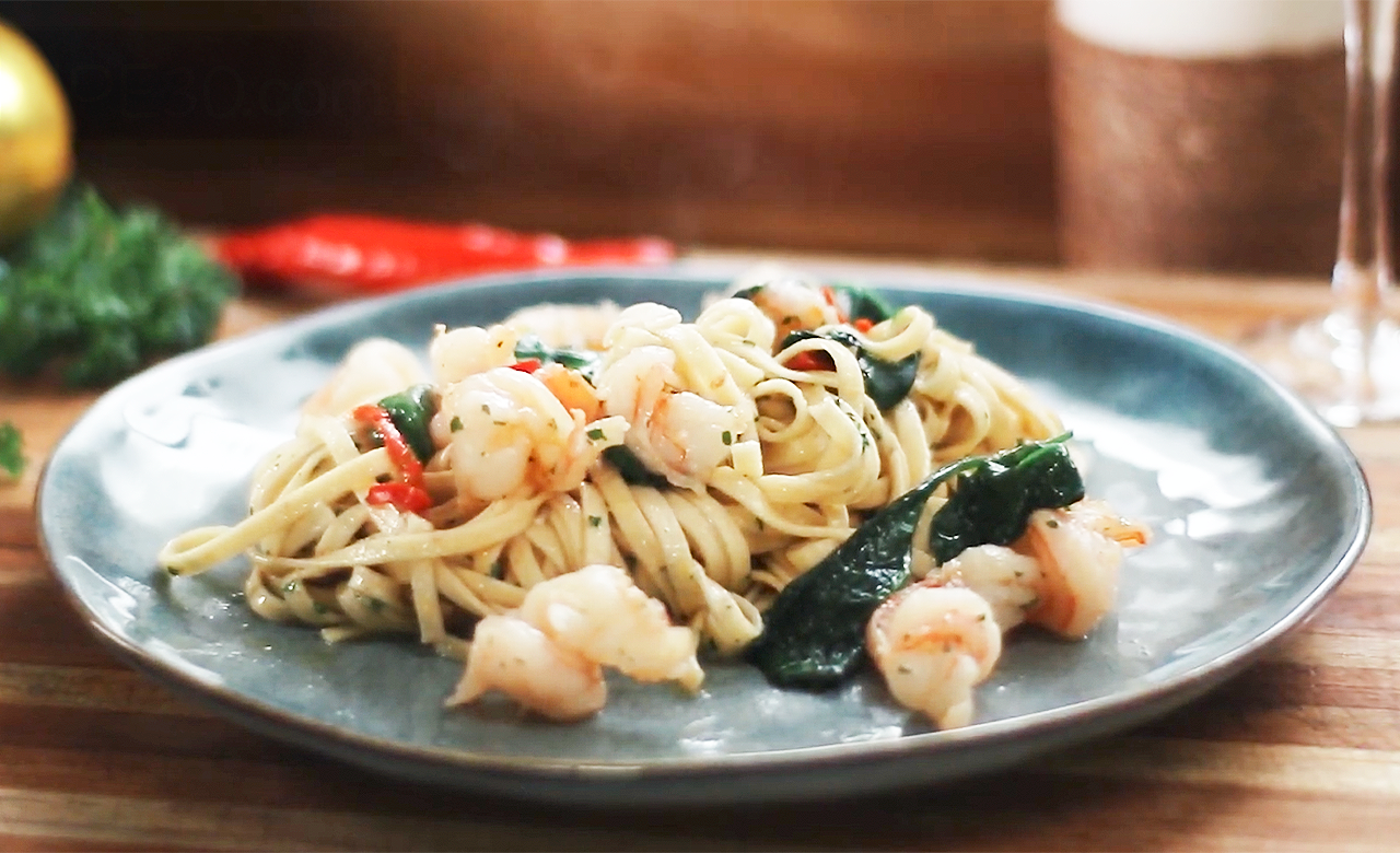Garlic and chili shrimp linguine