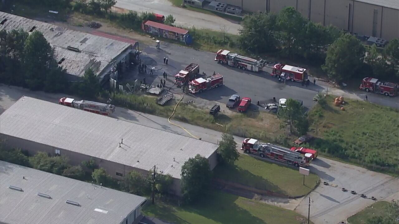 Firefighters ‘were pretty upset’: Witnesses near DeKalb fatal fire ...