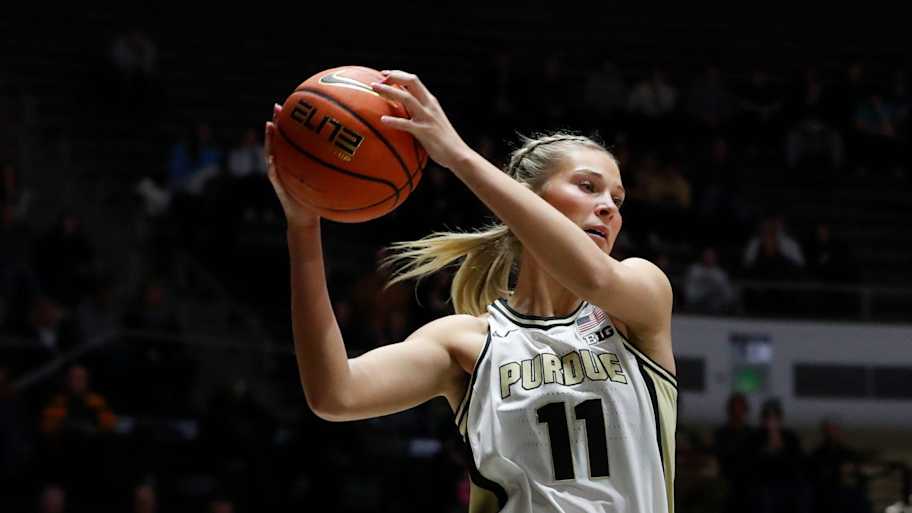 Purdue Women's Basketball Goes Through Early-Morning ROTC Training