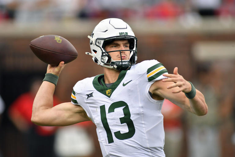 Heisman Trophy Rankings: USF QB Byrum Brown Headlines Robert Griffin ...