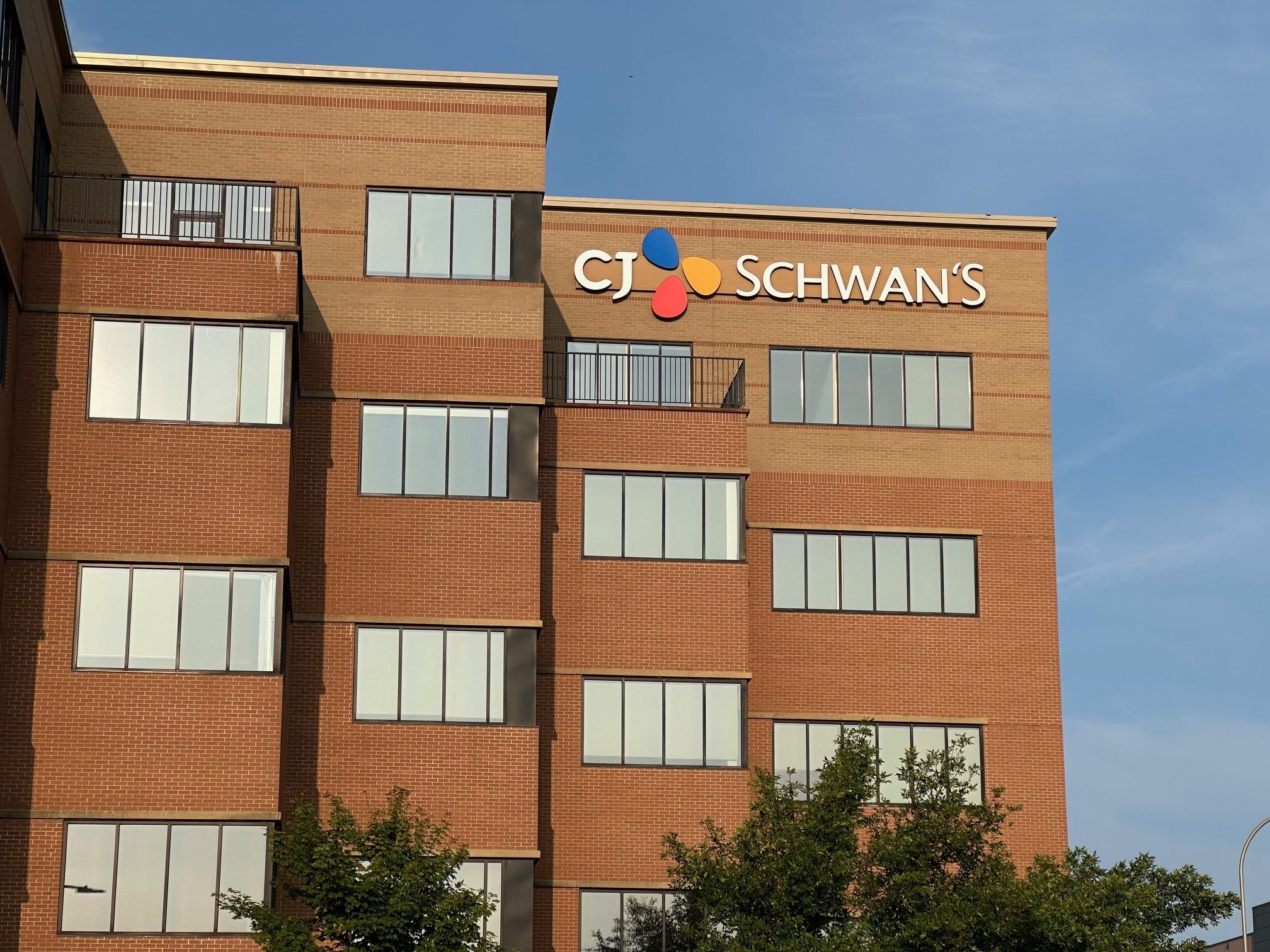 CJ Schwan’s opens downtown office, pledges $250K to Sioux Falls ...