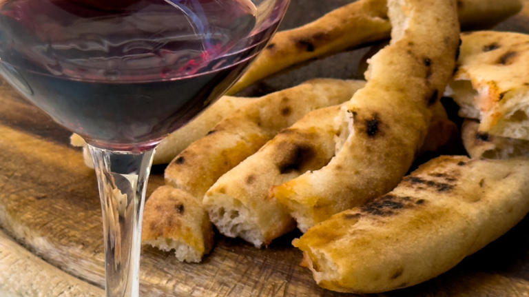 Don't Throw Away Leftover Pizza Crust: Turn Them Into This Crunchy Snack