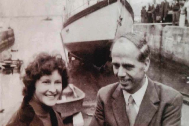 Husband and Wife Gave Up Everything to Sail Halfway Across the World ...