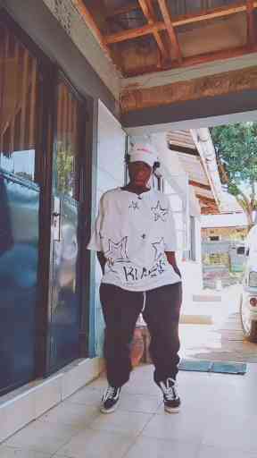 This Dance Craze is Taking Over! Learn the Moves Before Everyone Else