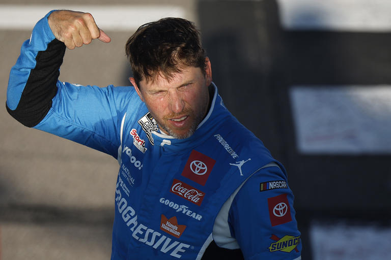 Denny Hamlin Seeks Forgiveness From His Father After NASCAR Playoff Win