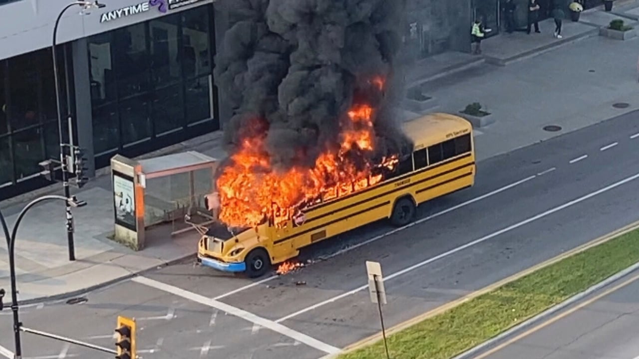5 children and driver escape before electric school bus catches fire in ...