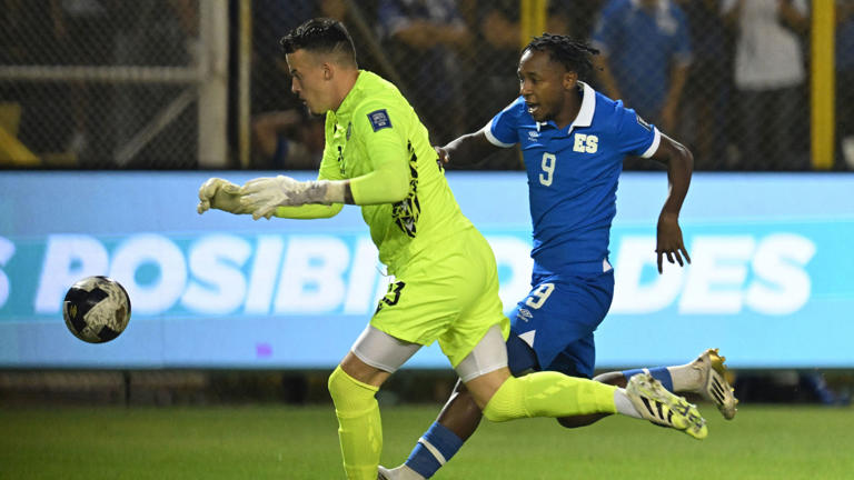 Etienne Vaessen wil WK-droom Suriname laten uitkomen: 'Dan ben je ...