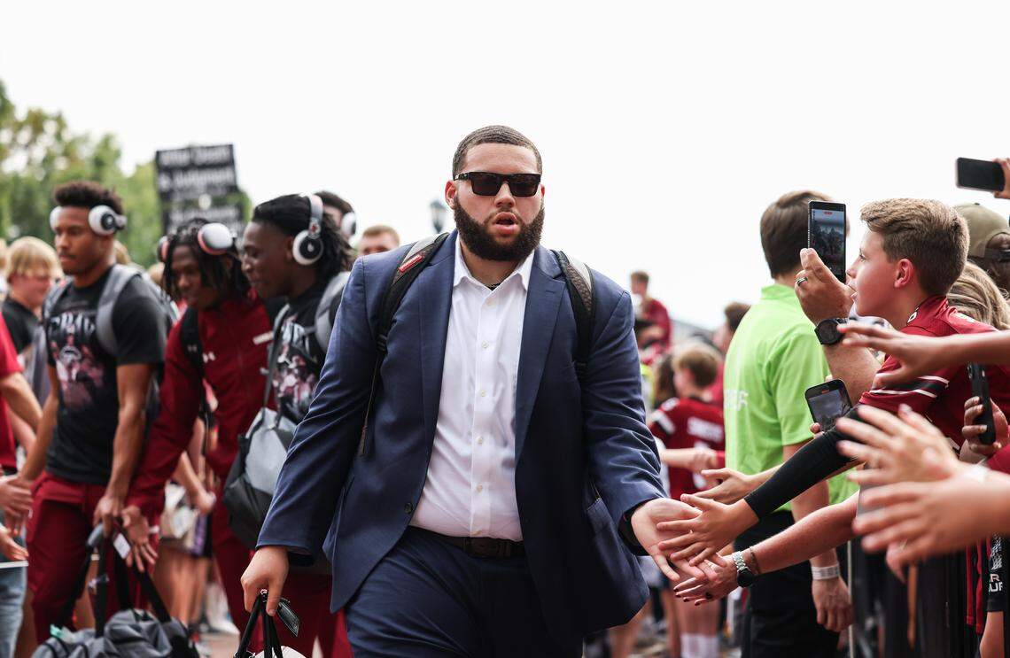 South Carolina football defensive assistant leaves for job in Big 12