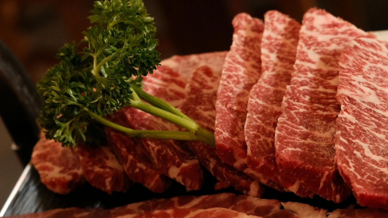 The difference between prime, choice, and select beef