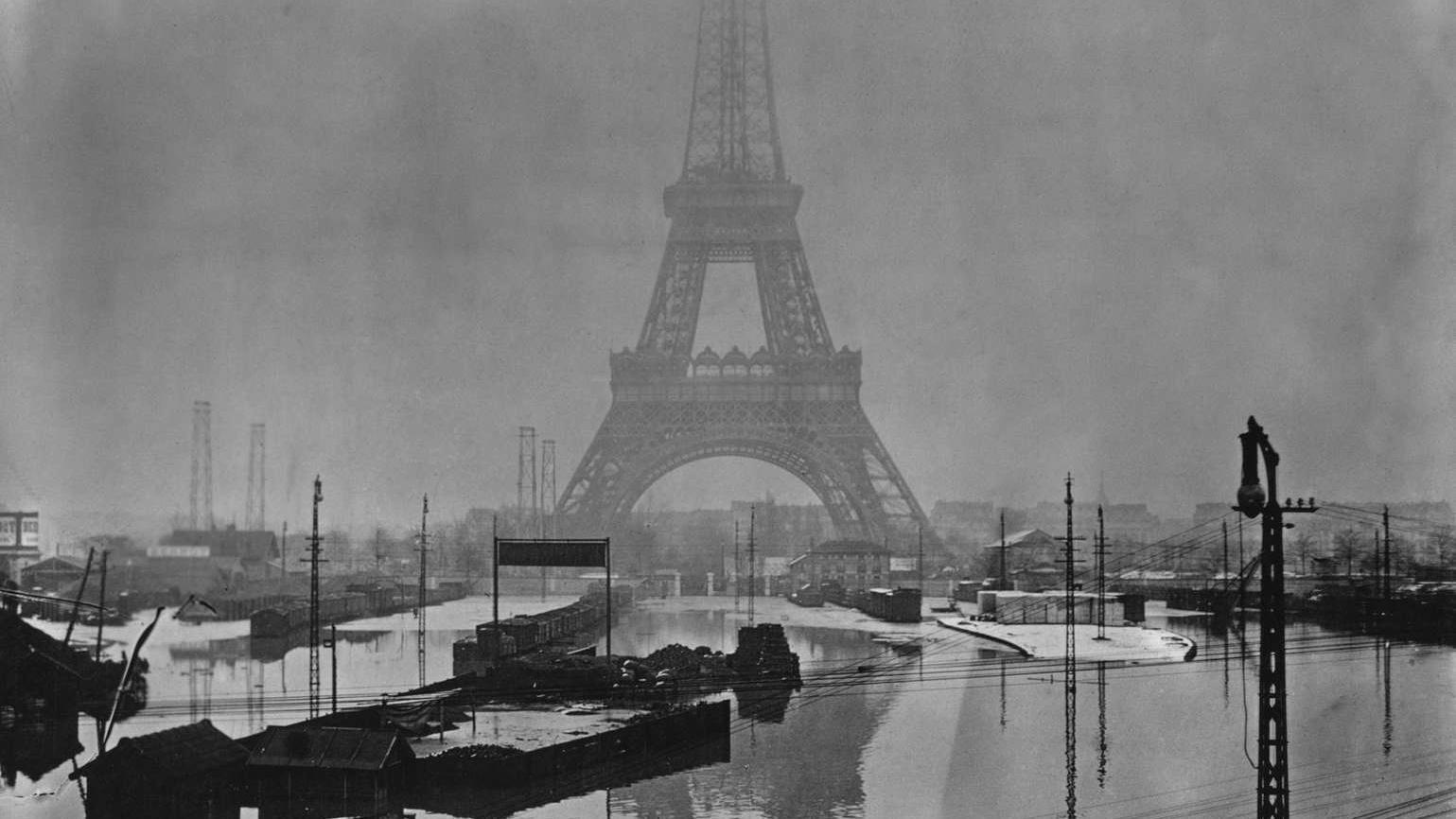 Rare Glimpses of Paris in the Belle Époque