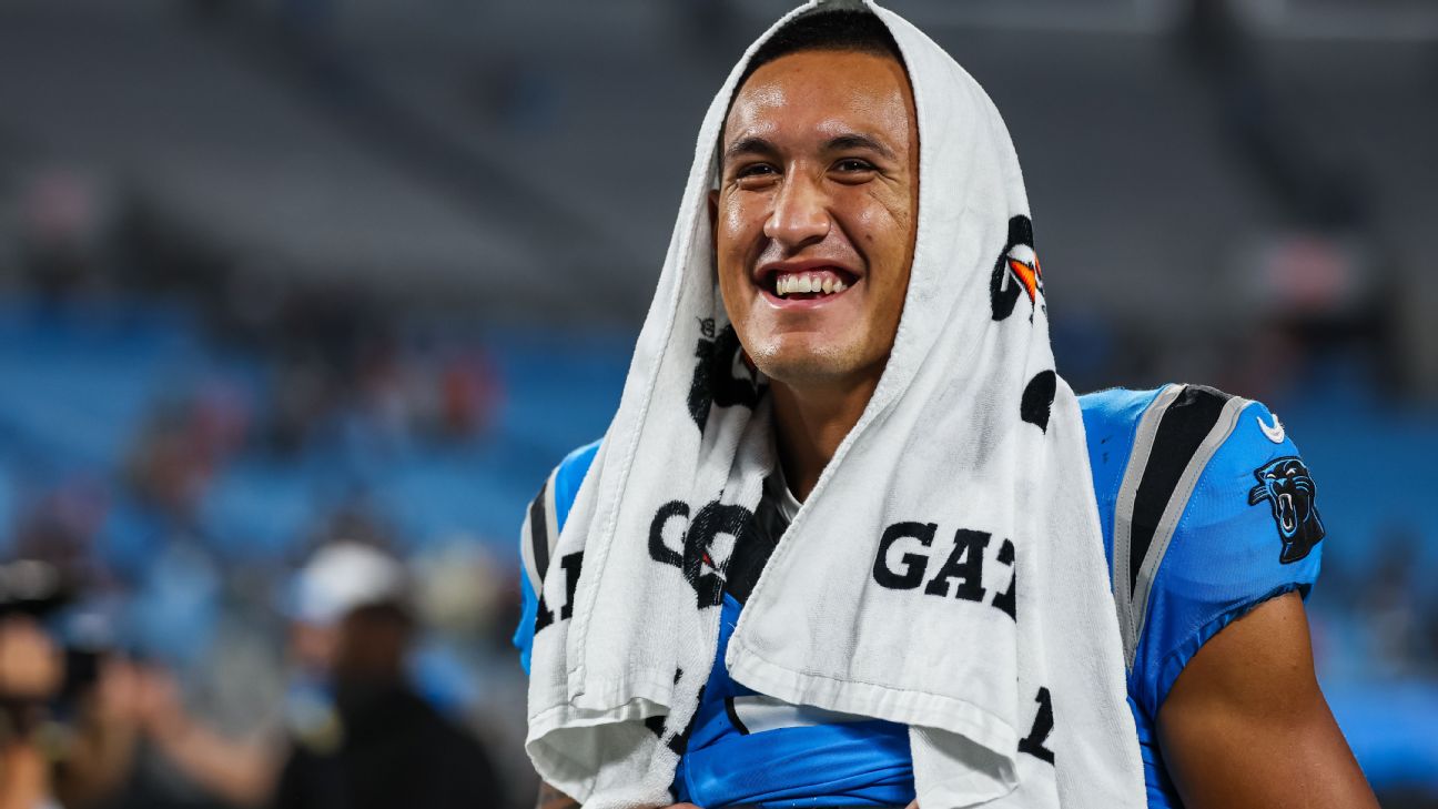 Fantasy football flex and superflex rankings for Week 16