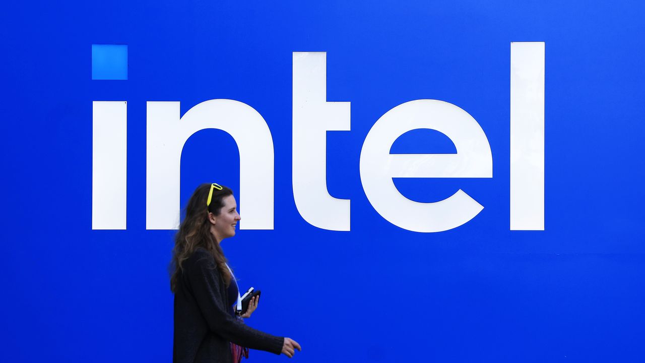 Exit, rebuild, repeat — Intel’s new era begins without Holthaus