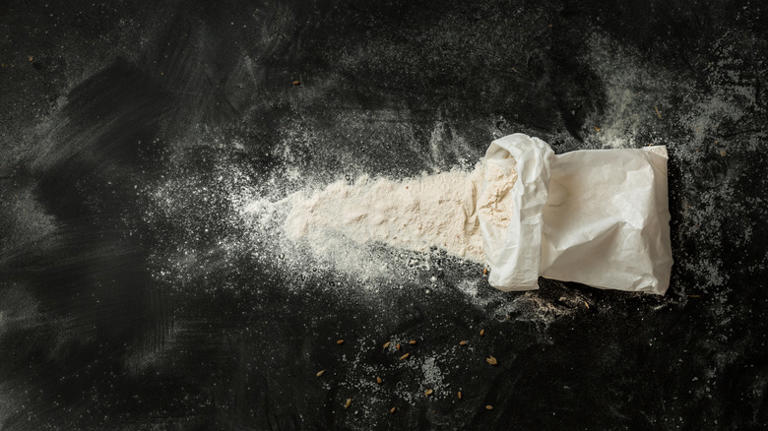 Everything You Need To Know About Strong Flour (And How To Use It)