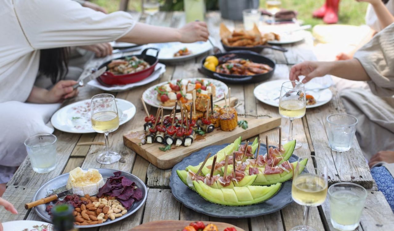 9 Strange Food Combinations That Somehow Taste Amazing