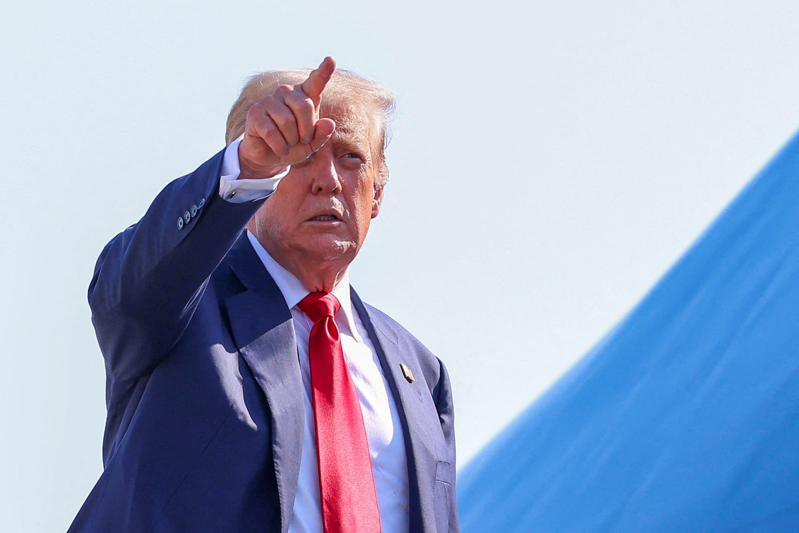 'He's a nut': Republicans turn on Trump attack dog who got 'too big for ...