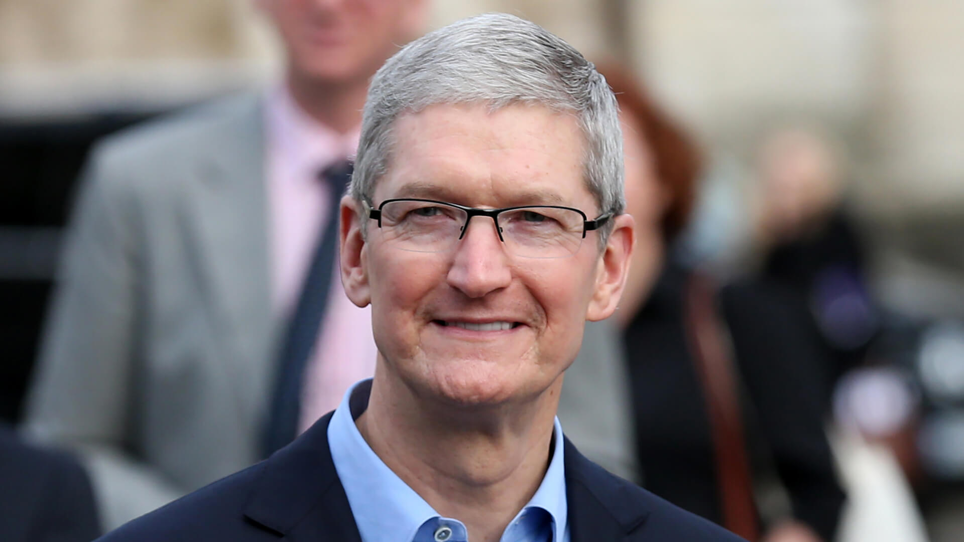 The 4 Financial Benefits of Getting Up Before Dawn, Like Apple ...