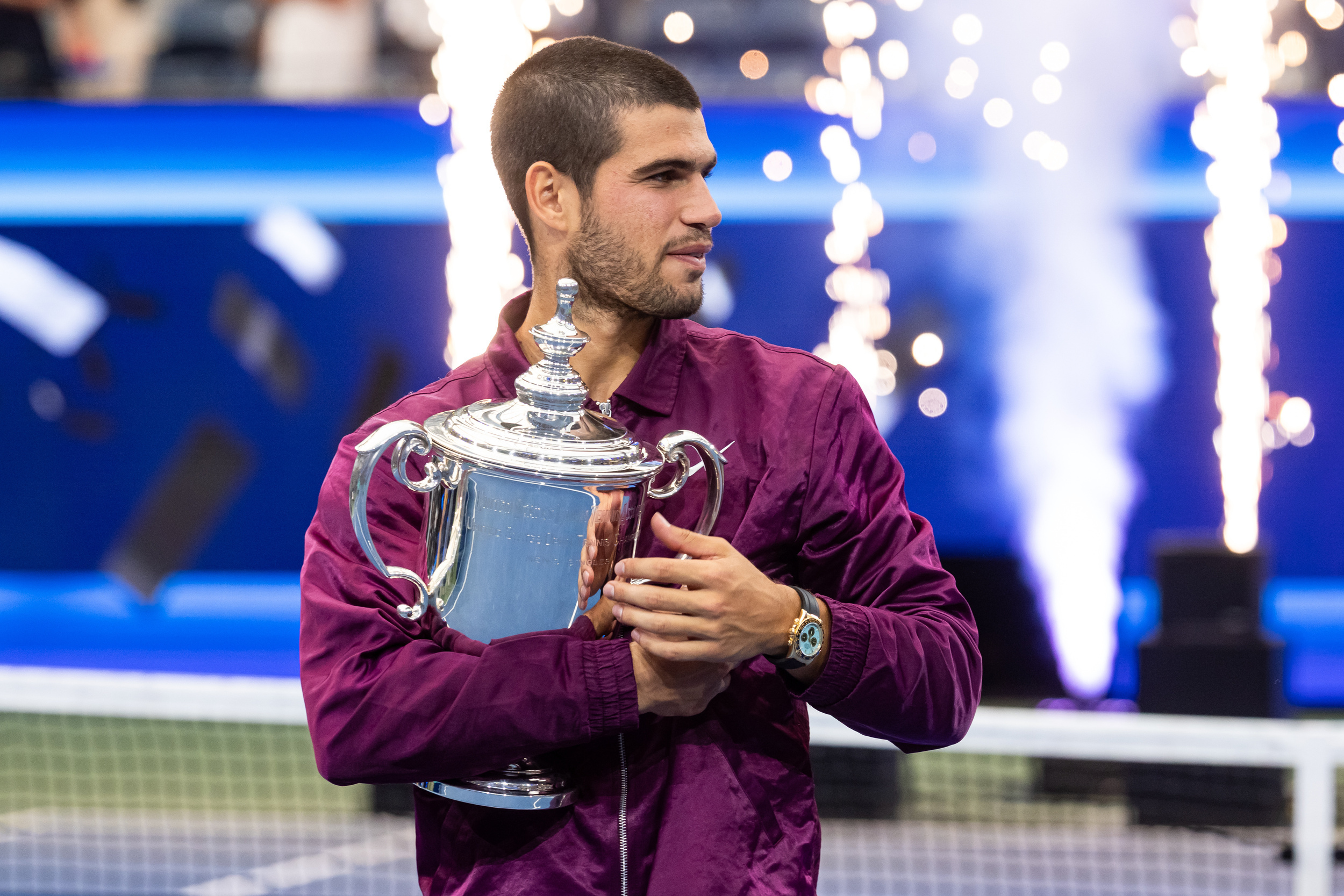 Back at number 1 and a new look: Carlos Alcaraz rocks platinum haircut ...