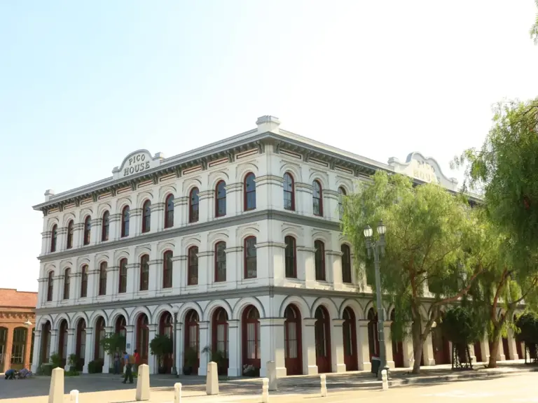 7 haunted places in Los Angeles: Sex, murder, and mystery on LA's ghost ...