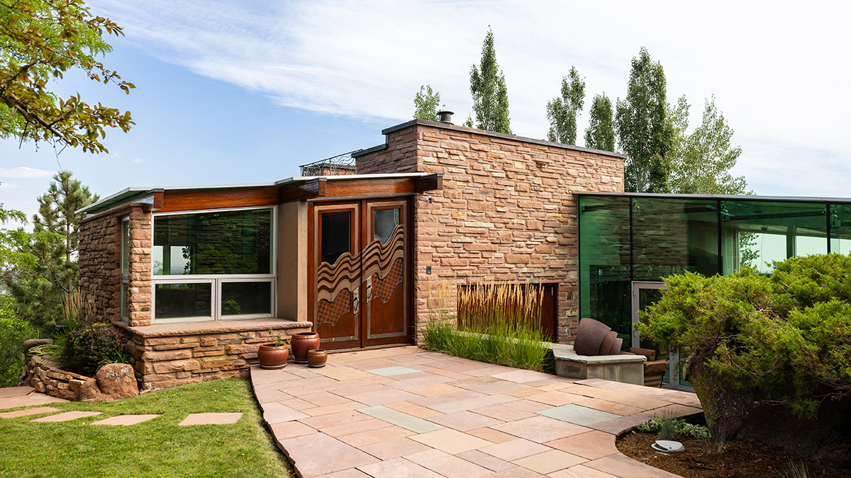 333 Bellevue Drive in Photos