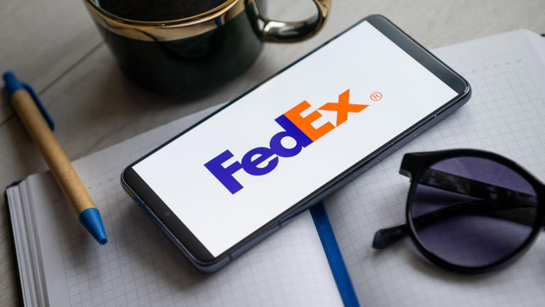 Got a FedEx Text About Rescheduling Delivery? Don't Click!