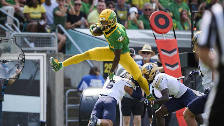 Three Reasons Why Oregon's Dakorien Moore, Dante Moore Are College ...