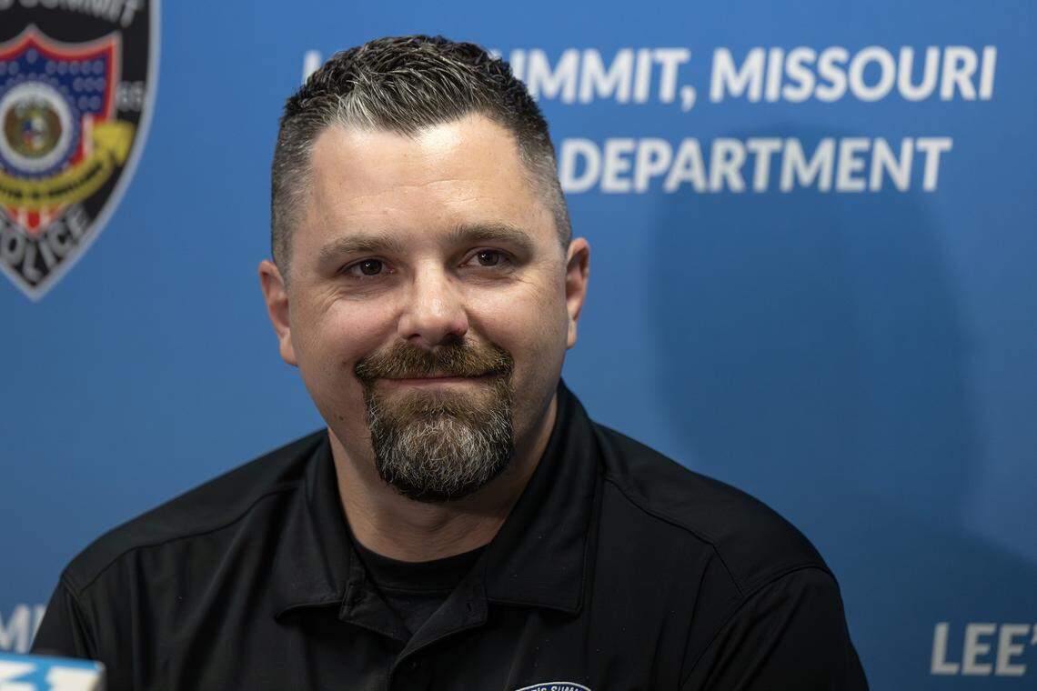 After being shot 4 times, Lee's Summit police officer tells story of survival