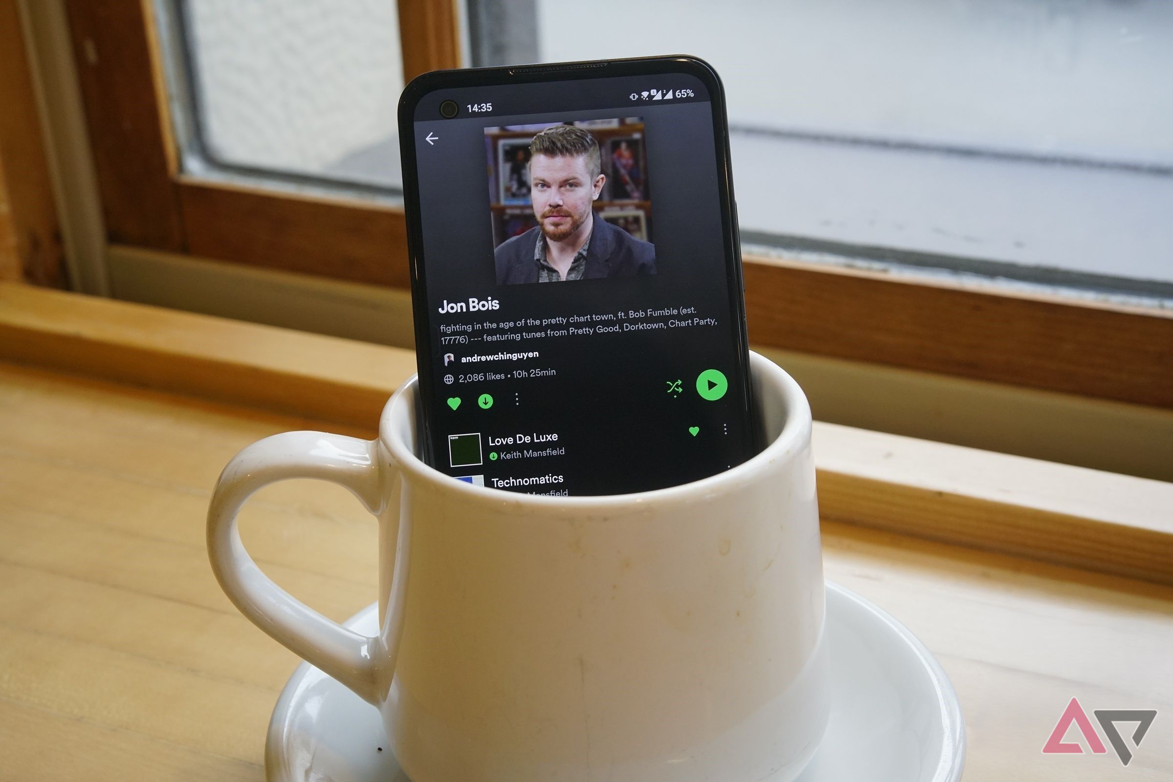 Spotify is finally bringing music videos to the US