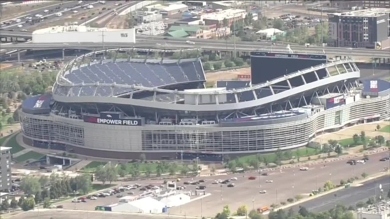 Broncos unveil plans for a privately funded, retractable-roof stadium ...