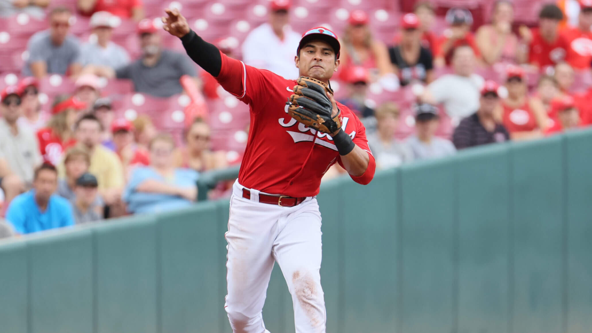 MLB: Rangers Bolster Roster with Donovan Solano and Recently Released ...