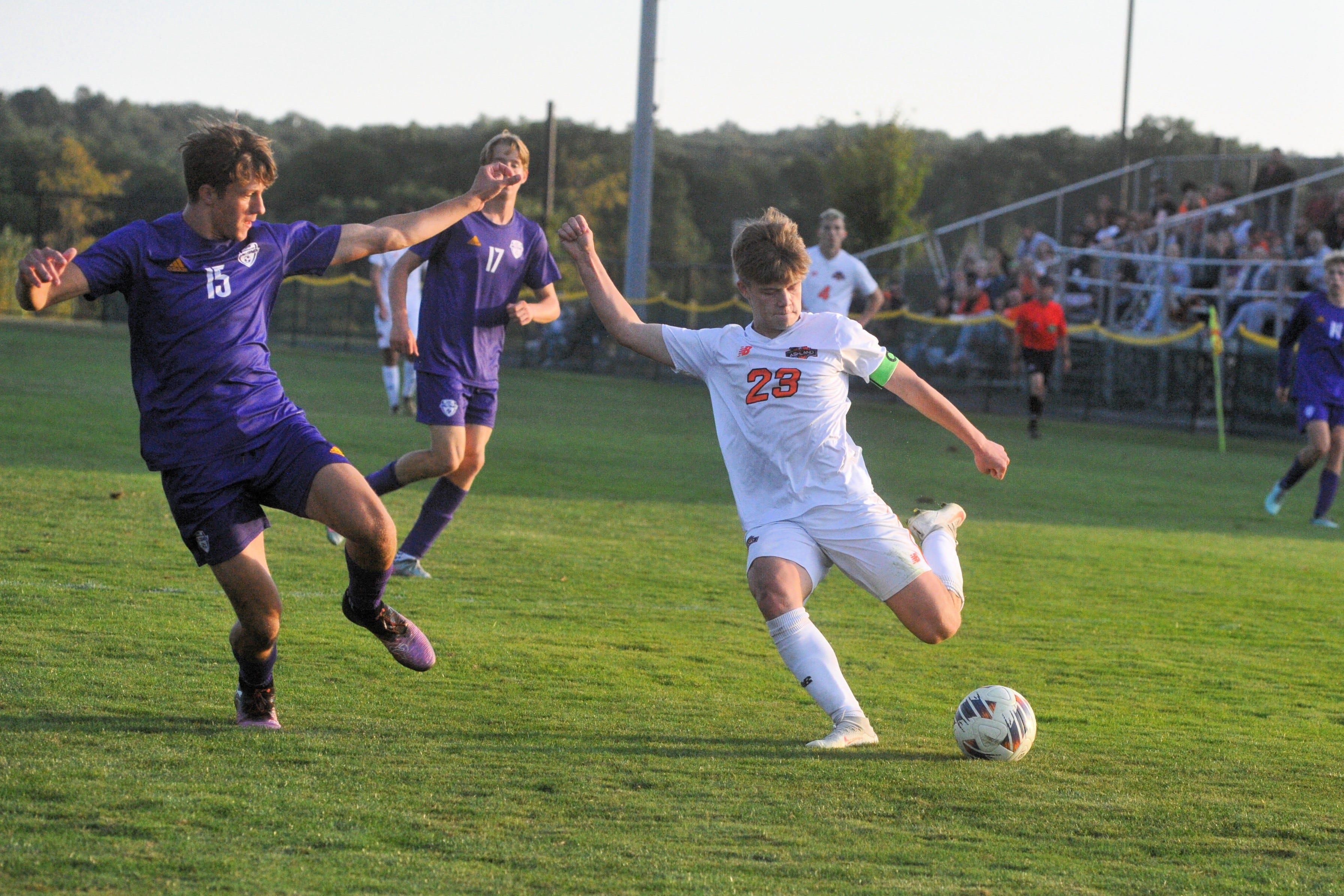 Ashland boys stay in OCC title race with first win at Lexington since 2011
