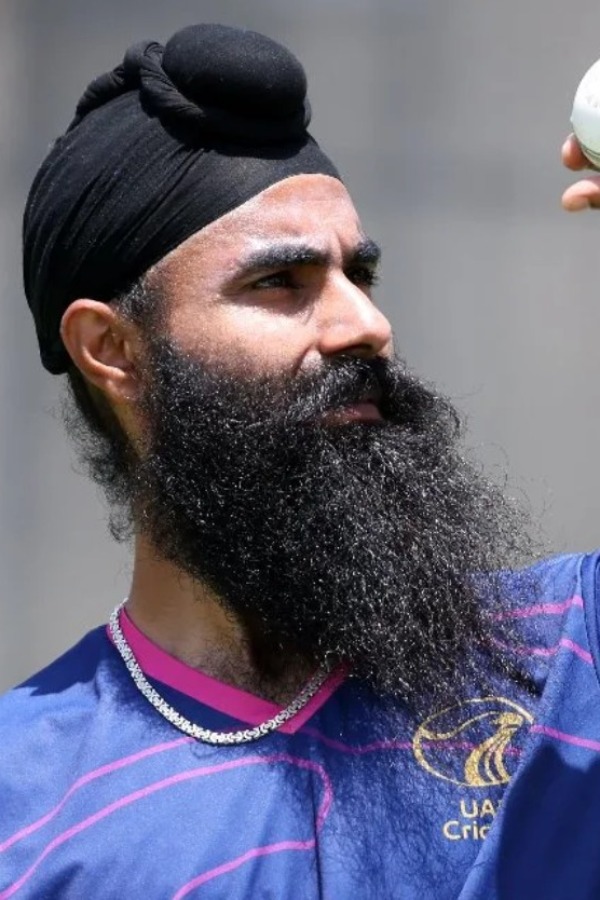 Simranjeet Singh Once Bowled to 12-YO Shubman Gill; Today They Are Asia ...