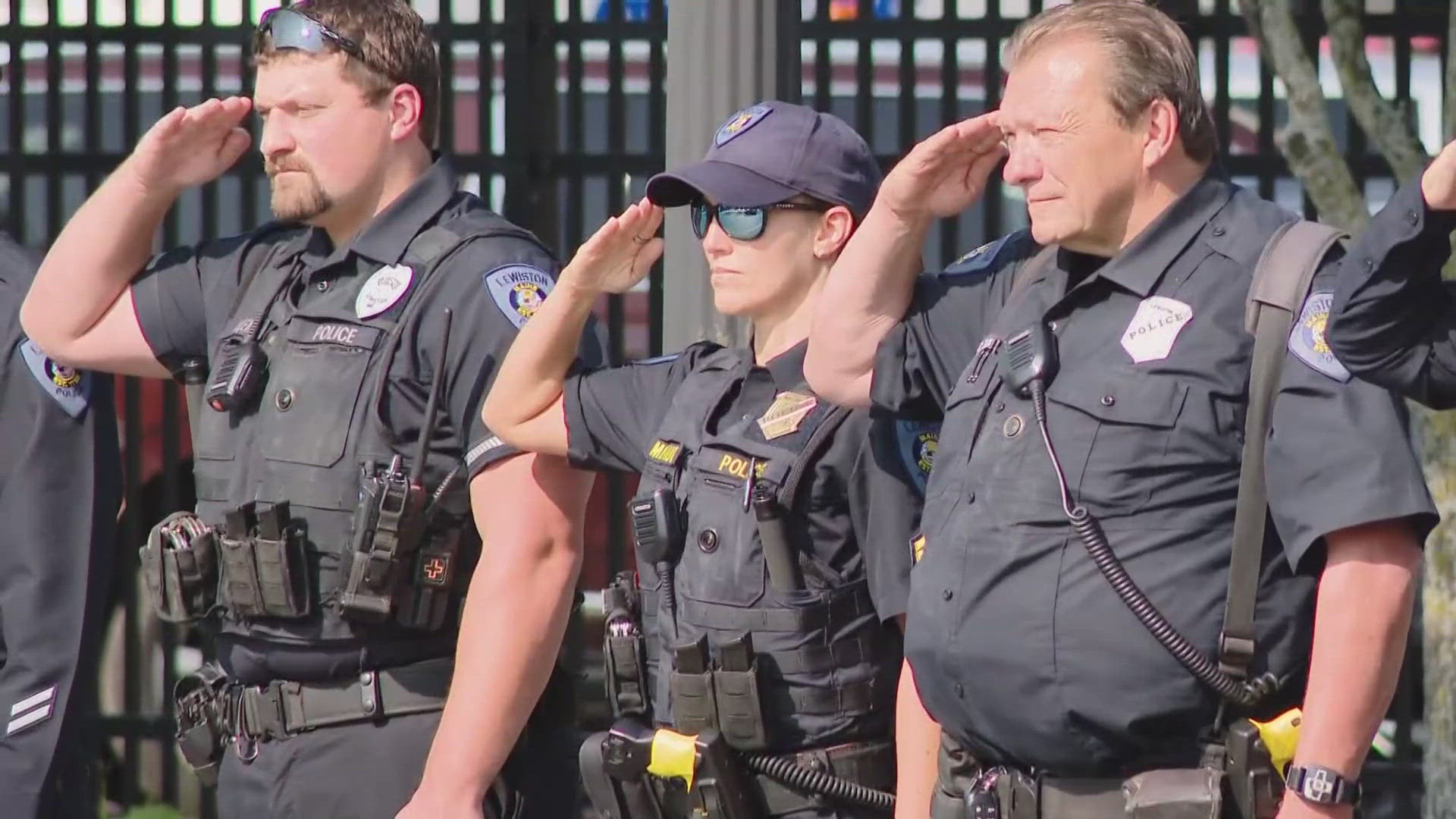 Officers line streets to honor retiring Chief David St. Pierre