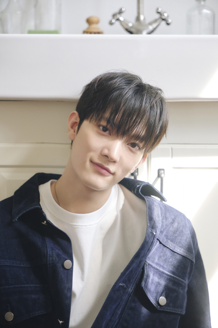 I got my first love iKON right..Jang Deok-soo, first, for love, I can't forget it