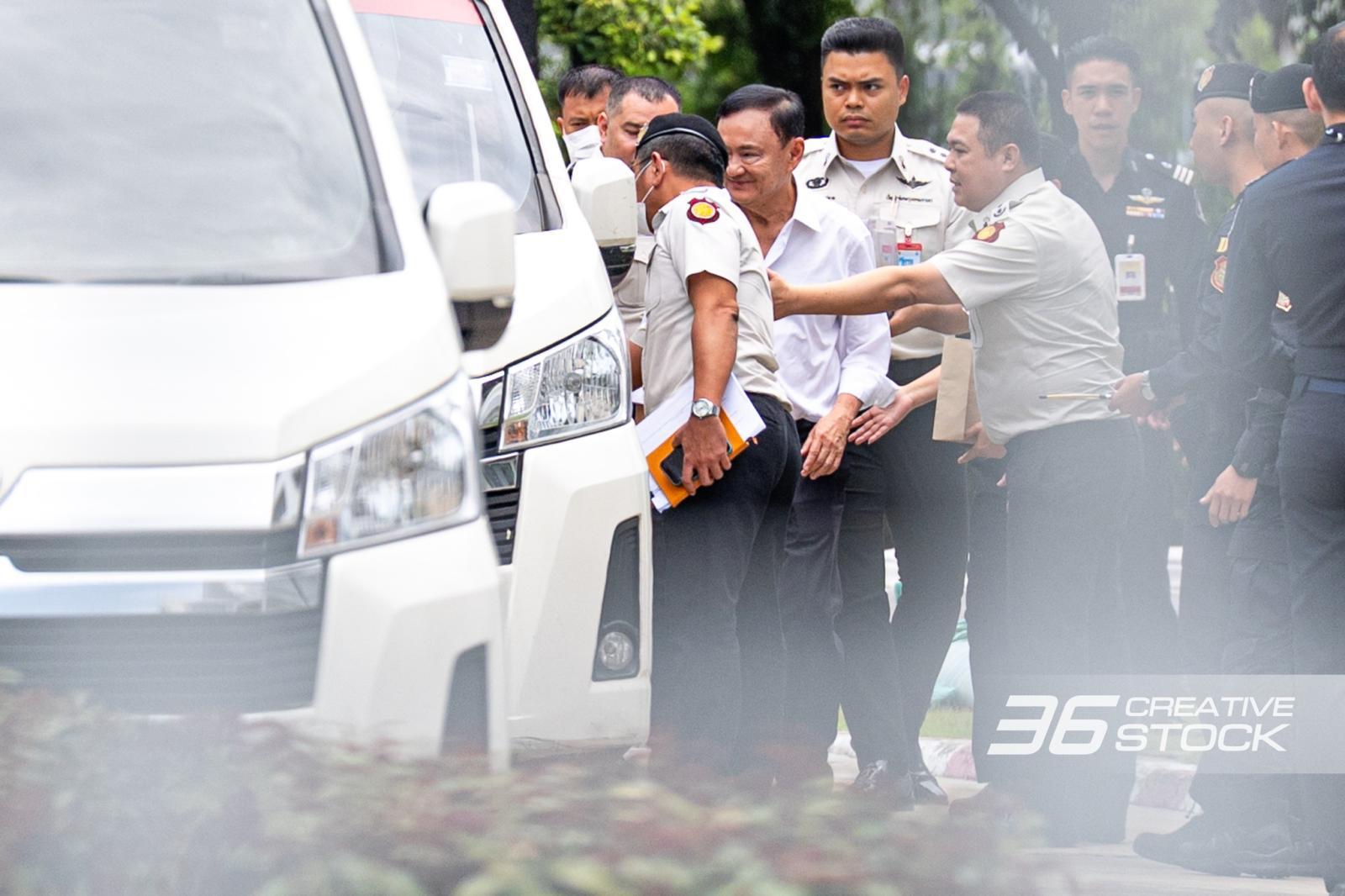 สื่อนอกชี้ “ทักษิณ” กลับเข้าคุก จุดเปลี่ยนสำคัญการเมืองไทย