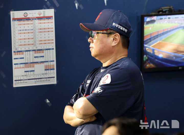 롯데 김태형 감독, KBO 역대 7번째 800승에 1승 남아
