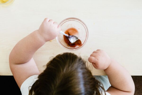 Erstmals mehr Kinder fettleibig als untergewichtig