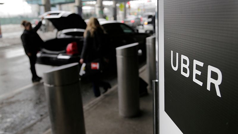 Uber y la china Momenta probarán robotaxis en Alemania el año que viene