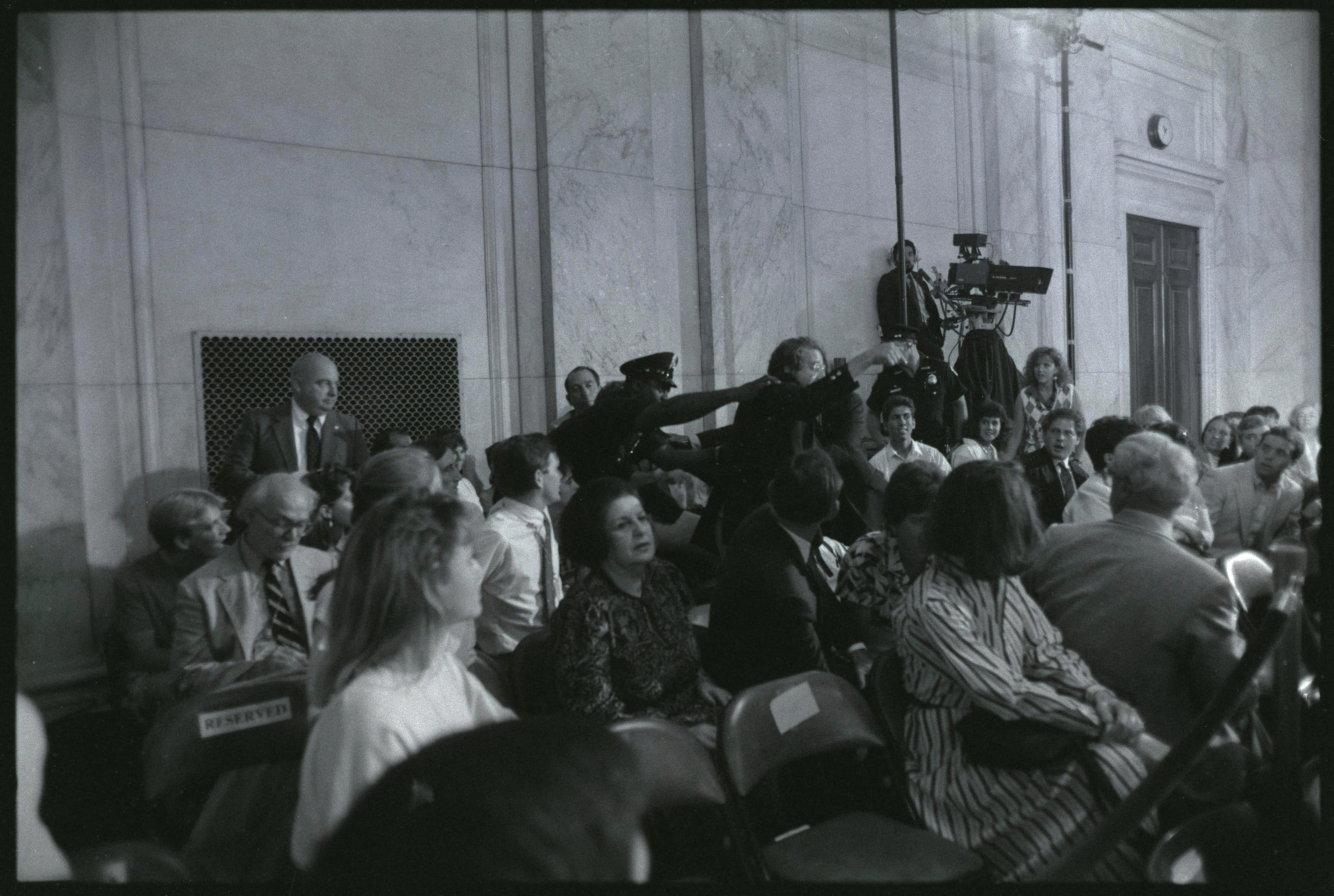 Forty years after Iran/Contra, Oliver North marries his White House ...