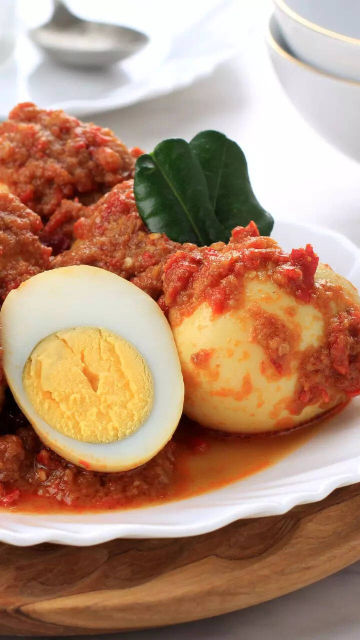 How to make restaurant-style Anda Masala (Egg Masala) at home