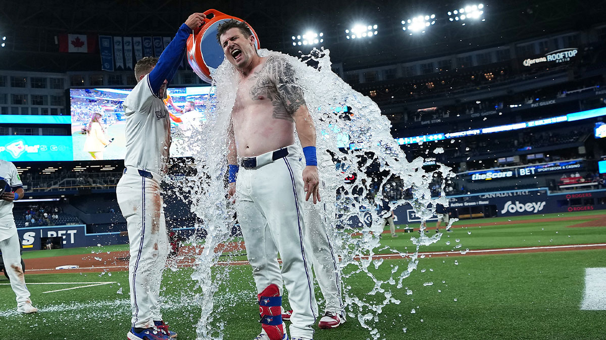 Blue Jays tie Dodgers for MLB-best stat after Astros stunner