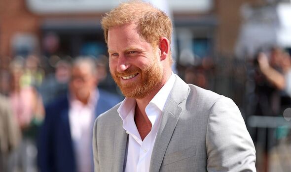 Prince Harry issues statement hours after announcing £1.1m donation ...
