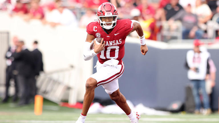 Key Arkansas football ‘money folks’ want Rhett Lashlee reunion