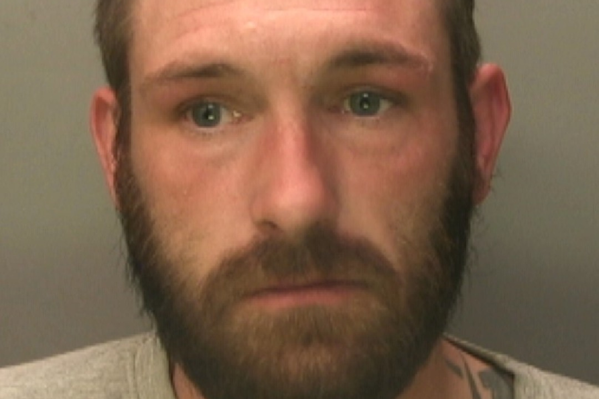 Wanted man being hunted by police in Chichester with public urged to ...