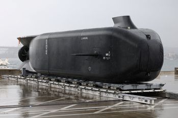 Australia to spend $1.1 billion on stealthy, long-range underwater ...