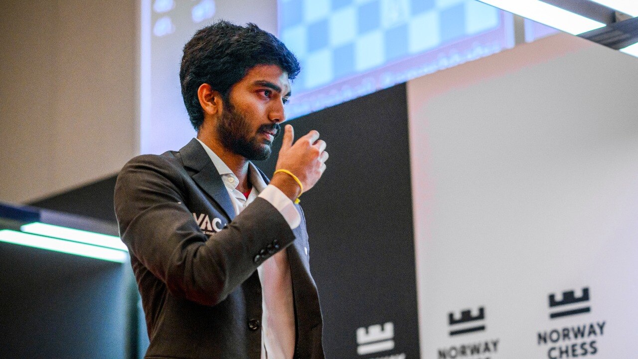 FIDE Grand Swiss: Gukesh suffers second loss, Erigaisi, Vaishali stay ...