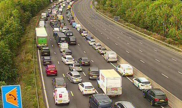 M23 traffic LIVE: Horror as woman dead after motorway incident sparks ...