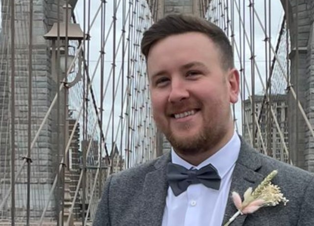 M1 lorry rescue: Brave trucker springs into action to heroically save ...