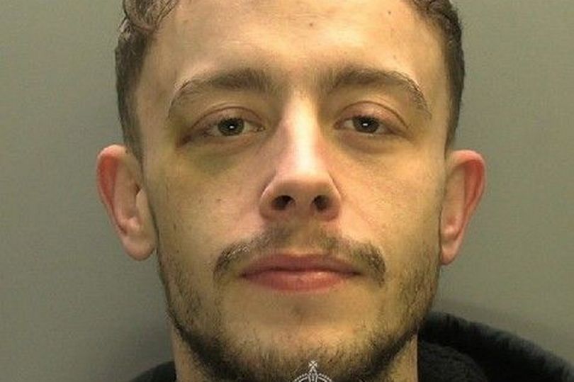 Thug punched his ex then asked her to tell police she hit him first